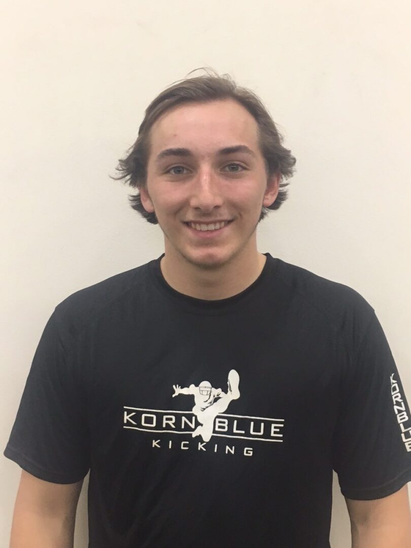 TUCKER DAY - Kornblue Kicking